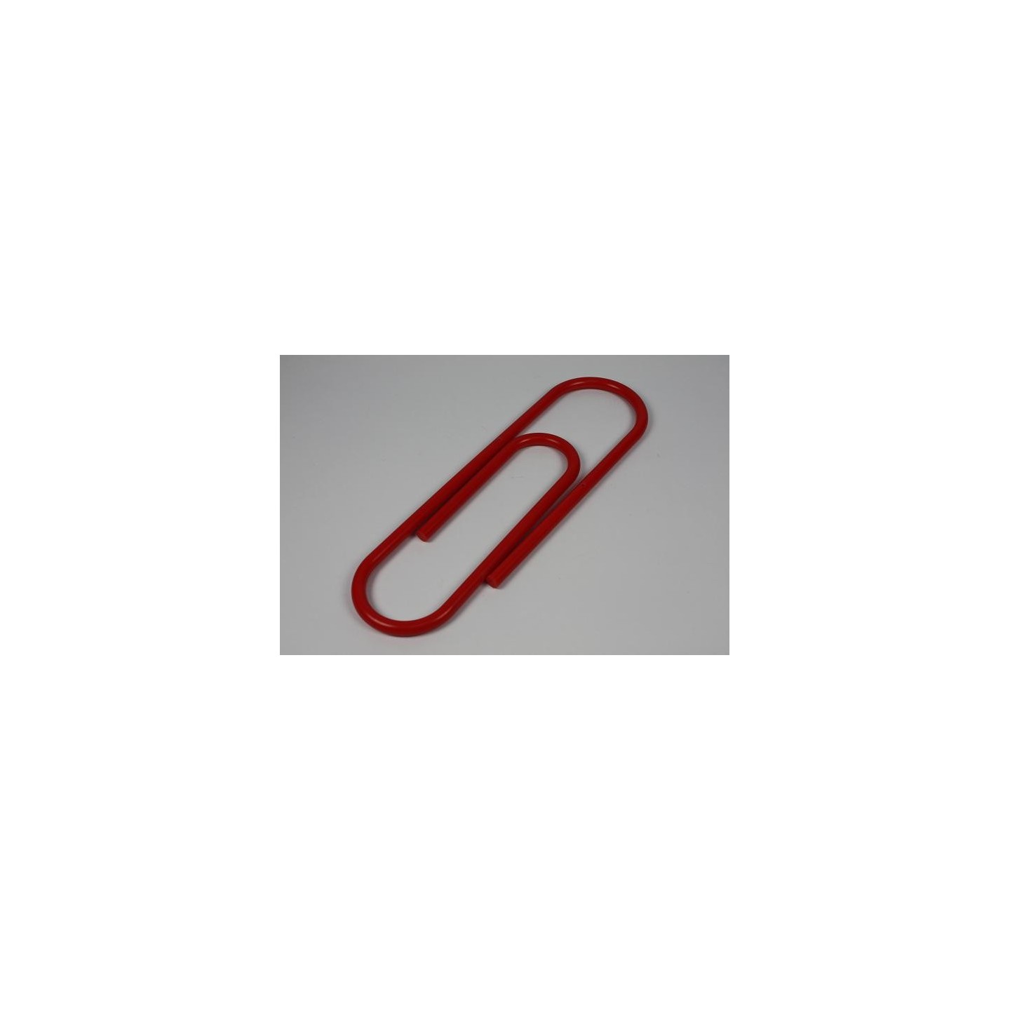 Large paperclip - Retro Studio